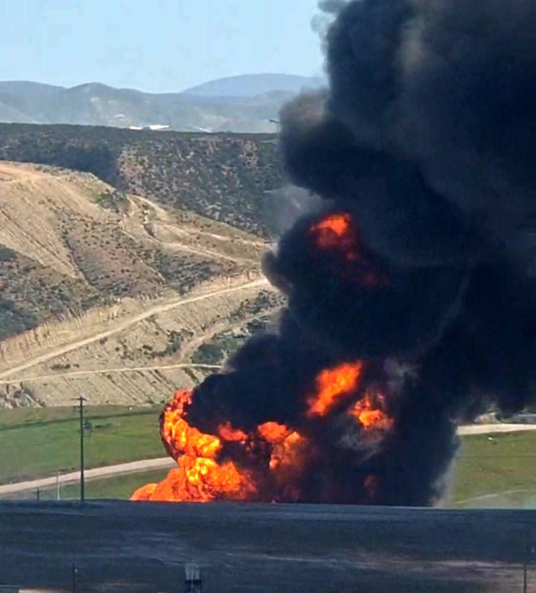 Incendio en Rosarito: Explosión de Ducto de PEMEX Provoca Evacuaciones ...